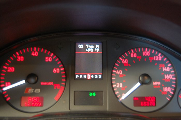 D2 S8 w/Symphony I DIS Details | Audi Forum